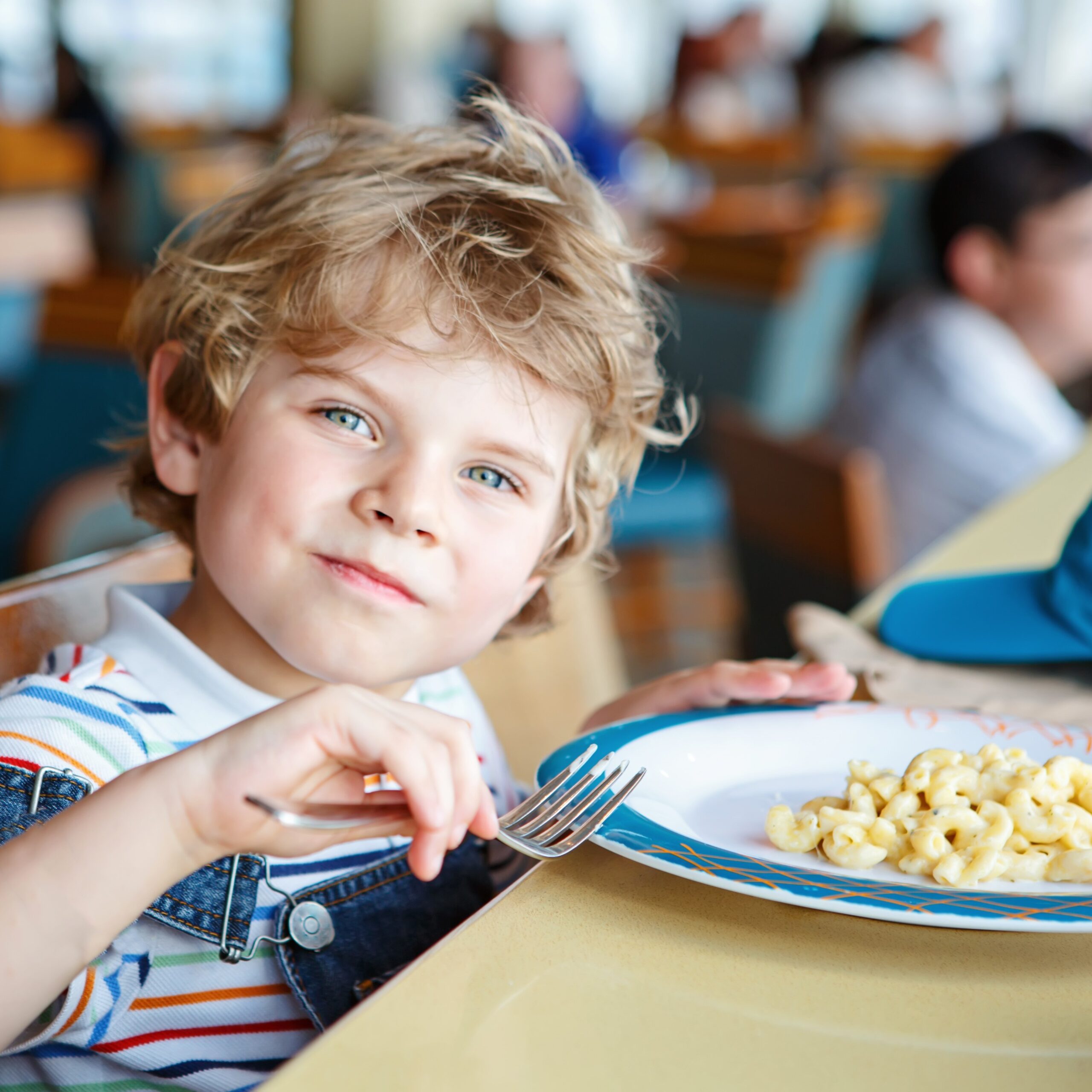 Stretching Summer Budgets: Free & £1 Kids’ Meals Across the UK - Housing Plus Group